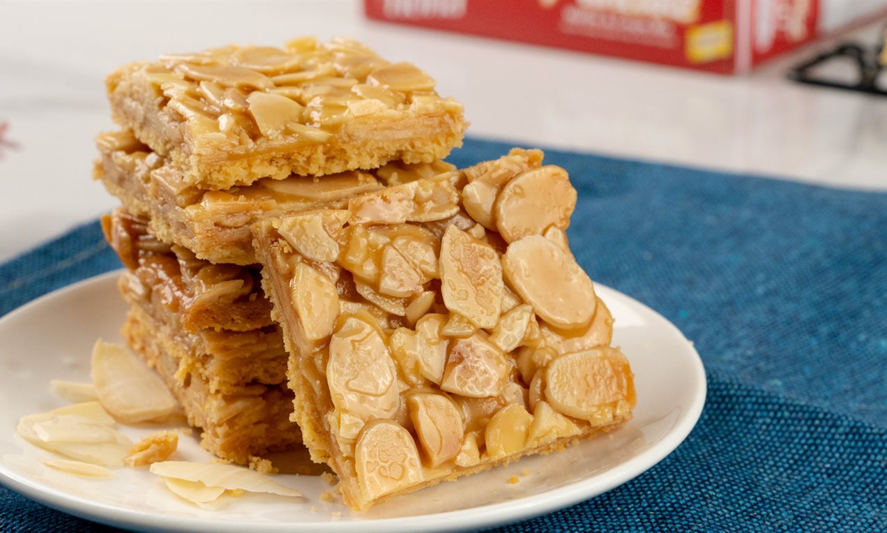 Salted Caramel Almond Pancake Cookies Recipe | Dr. Oetker