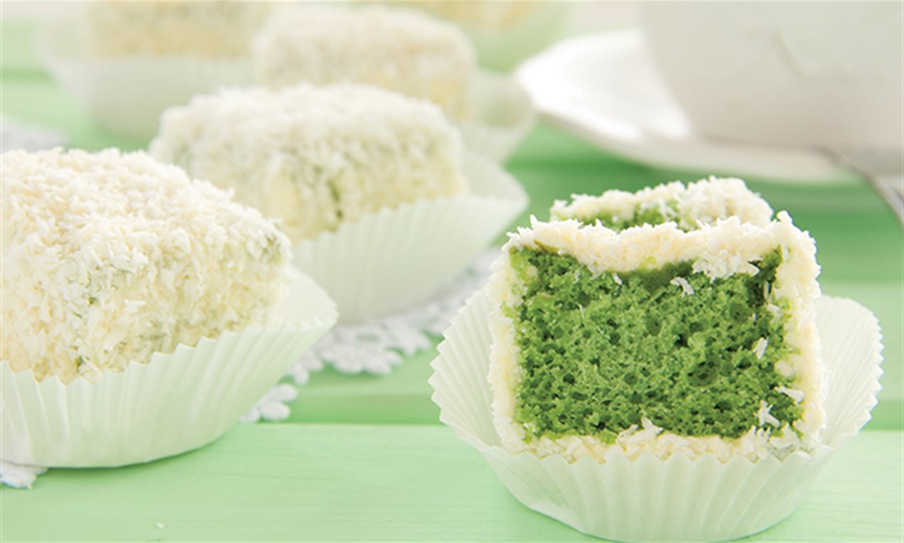 Emerald Cake Cubes Recipe | Dr. Oetker