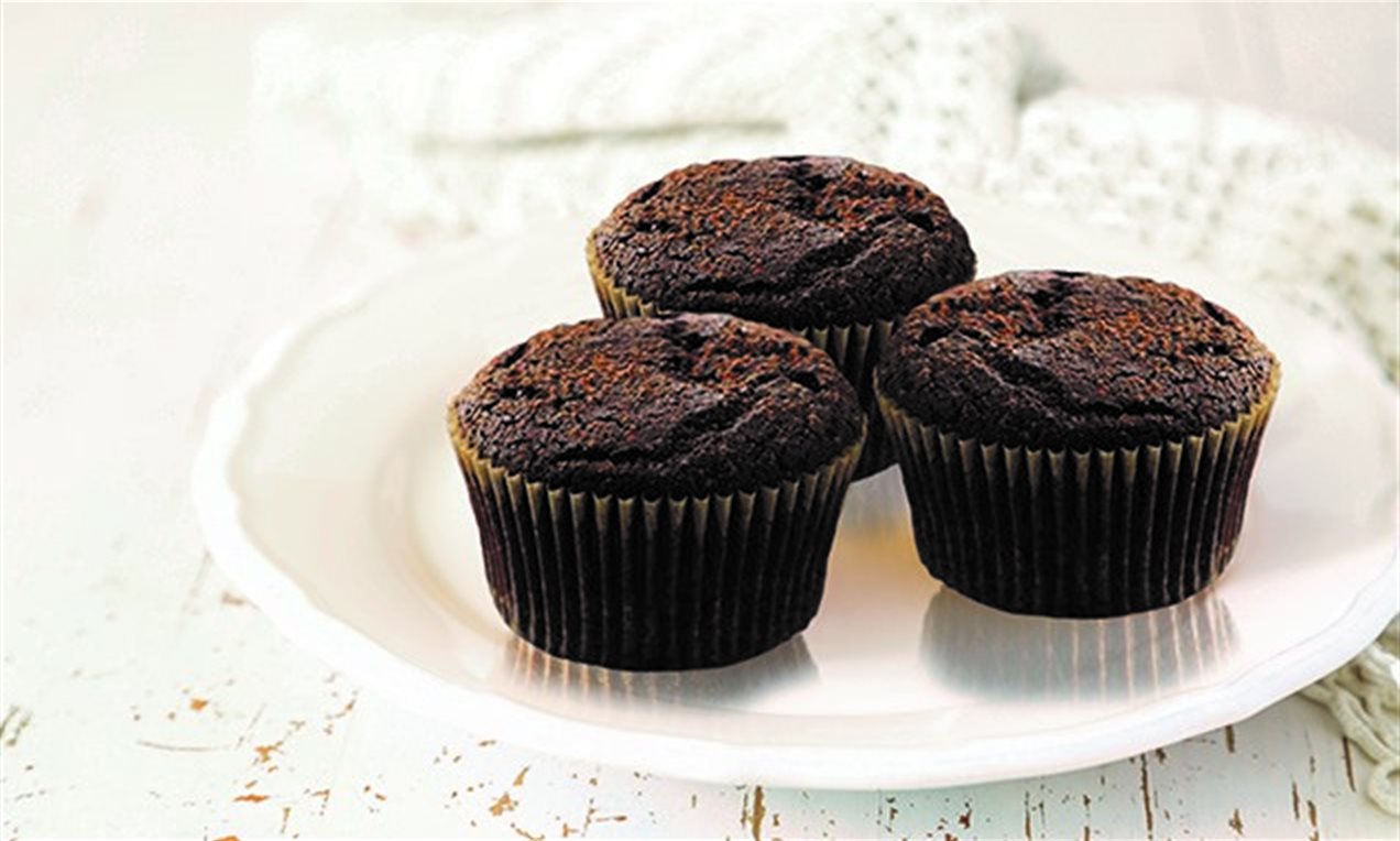 Steamed Mini Chocolate Cupcakes Recipe | Dr. Oetker