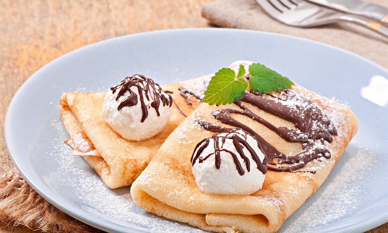 Easy Homemade Crepes Recipe | Dr. Oetker